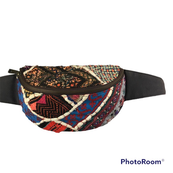 EARTHBOUND | Bags | Earthbound Trading Co Ethnic Embroidered Multi ...